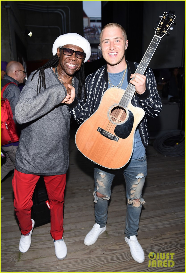 Picture of Mike Posner