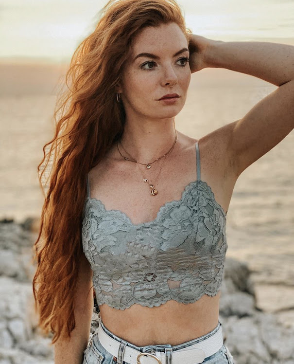 Picture Of Laura Roxanna