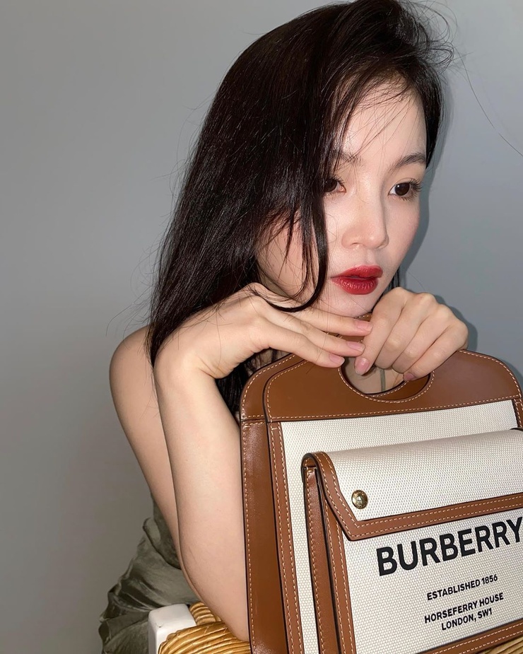 Picture of Lee Ha Yi