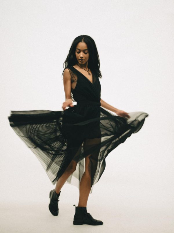 Erinn Westbrook picture