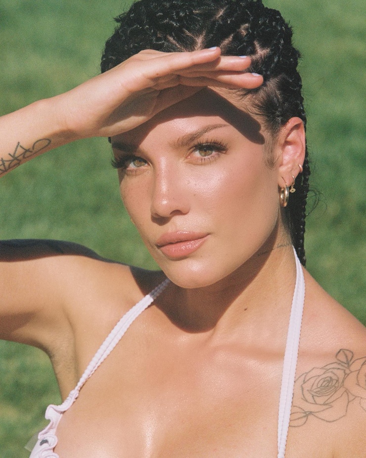 Image of Halsey