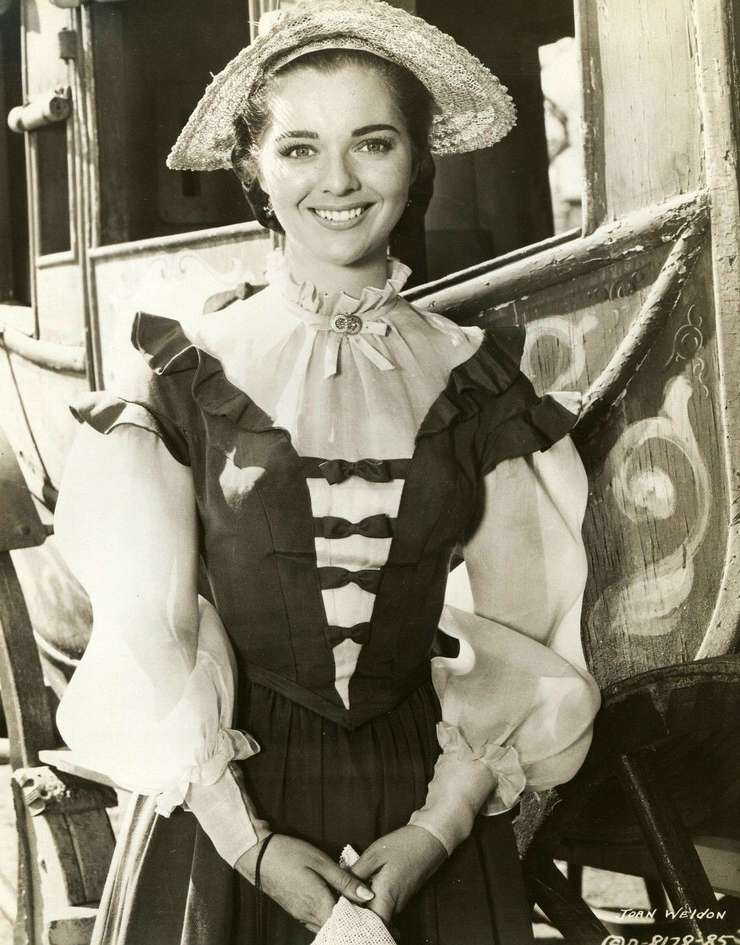 Picture of Joan Weldon