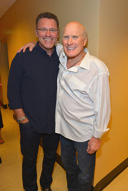 Howie Long, Terry Bradshaw