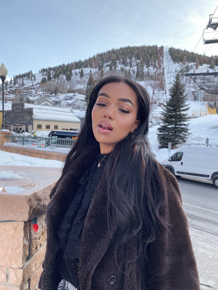 Picture of Daphne Blunt