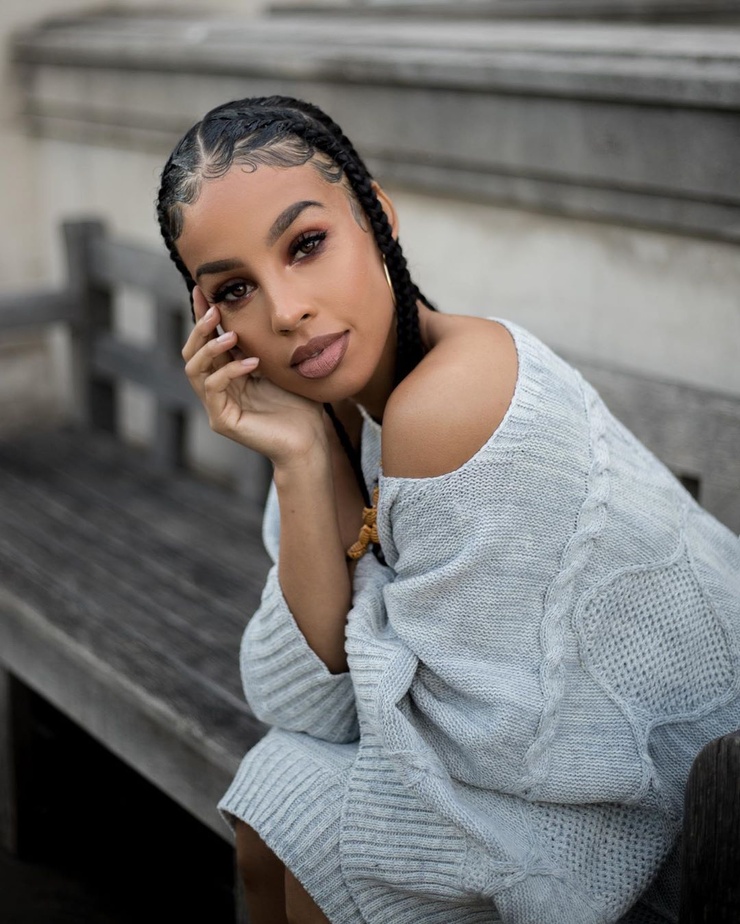 Picture of Nakita Johnson