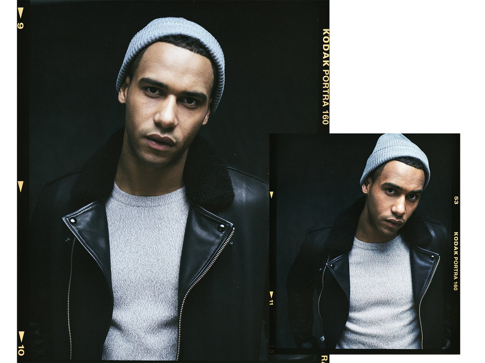Picture of Elliot Knight
