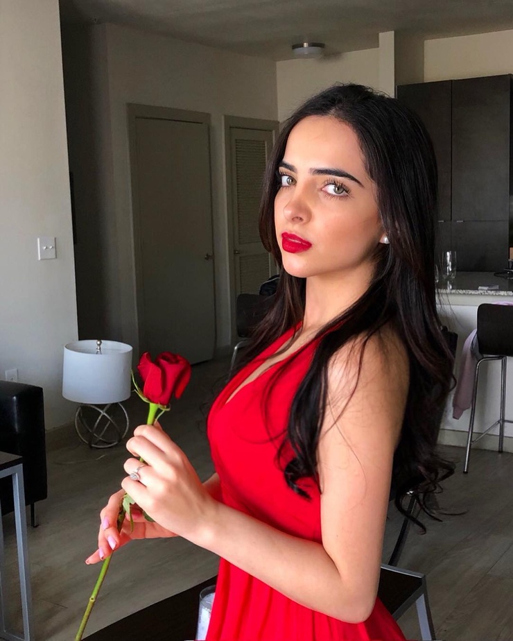 Picture of Alice Clapp