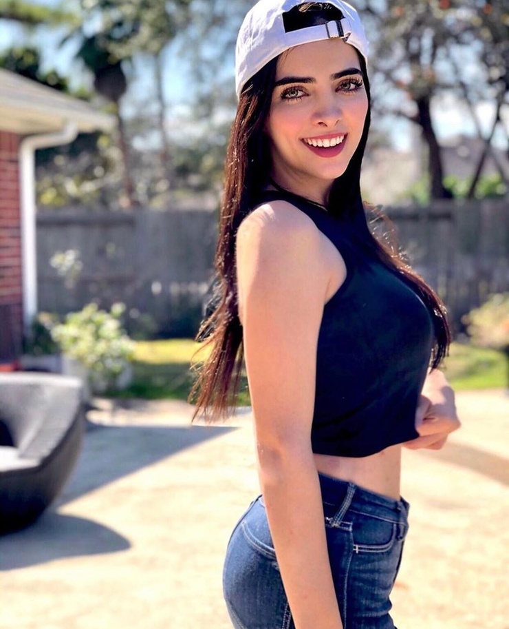 Picture of Alice Clapp