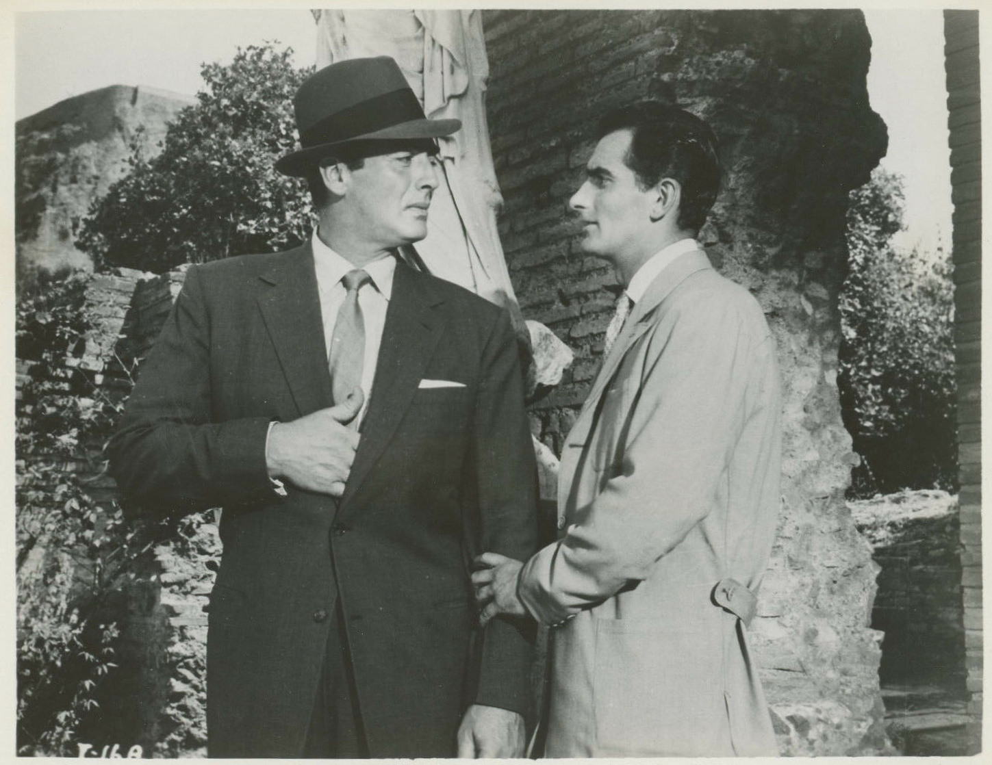 Victor Mature, Bonar Colleano