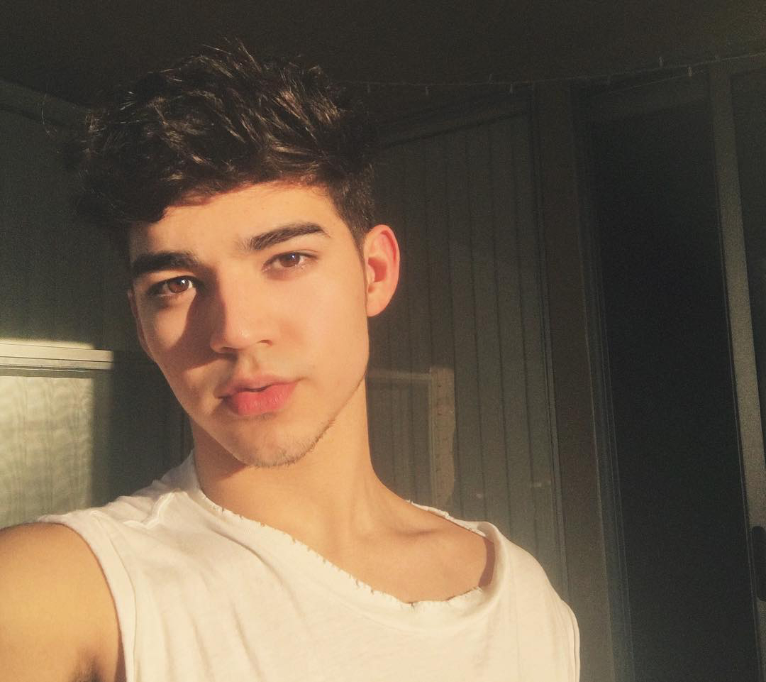 Picture of Ben J. Pierce