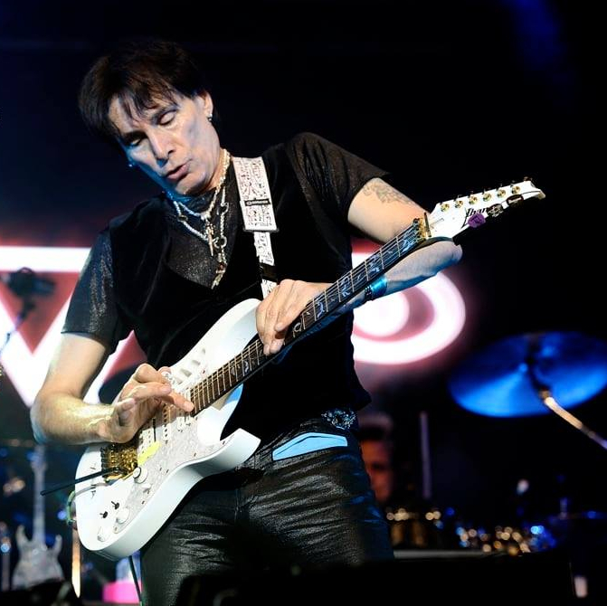 Picture of Steve Vai