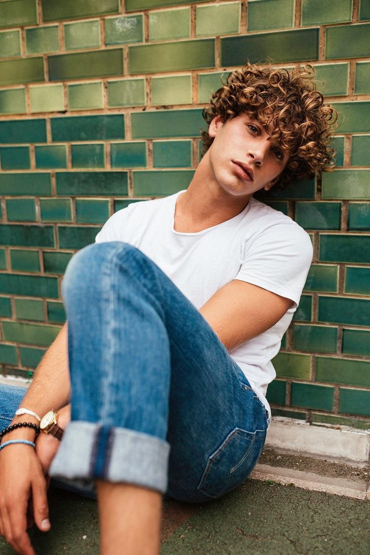 Eyal Booker picture