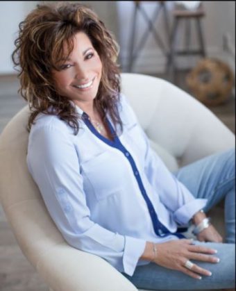 Picture of Kathy Troccoli