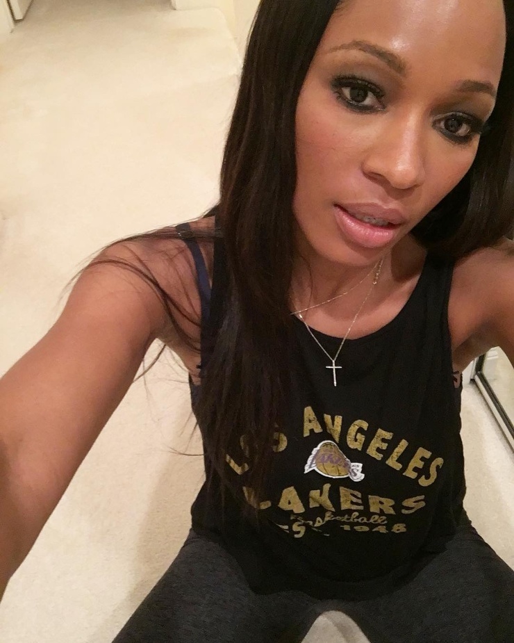 Picture of Cari Champion