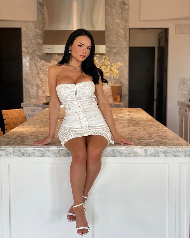 Picture of Jessica Sunok