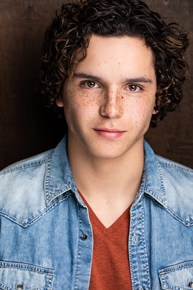 Picture of Noah Lomax