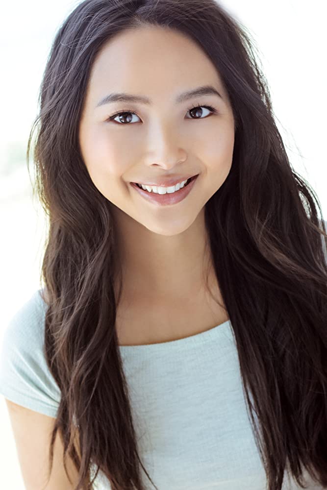 Picture of Julie Tao