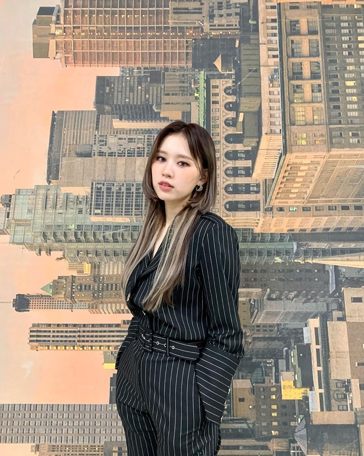 Elly (엘리) image