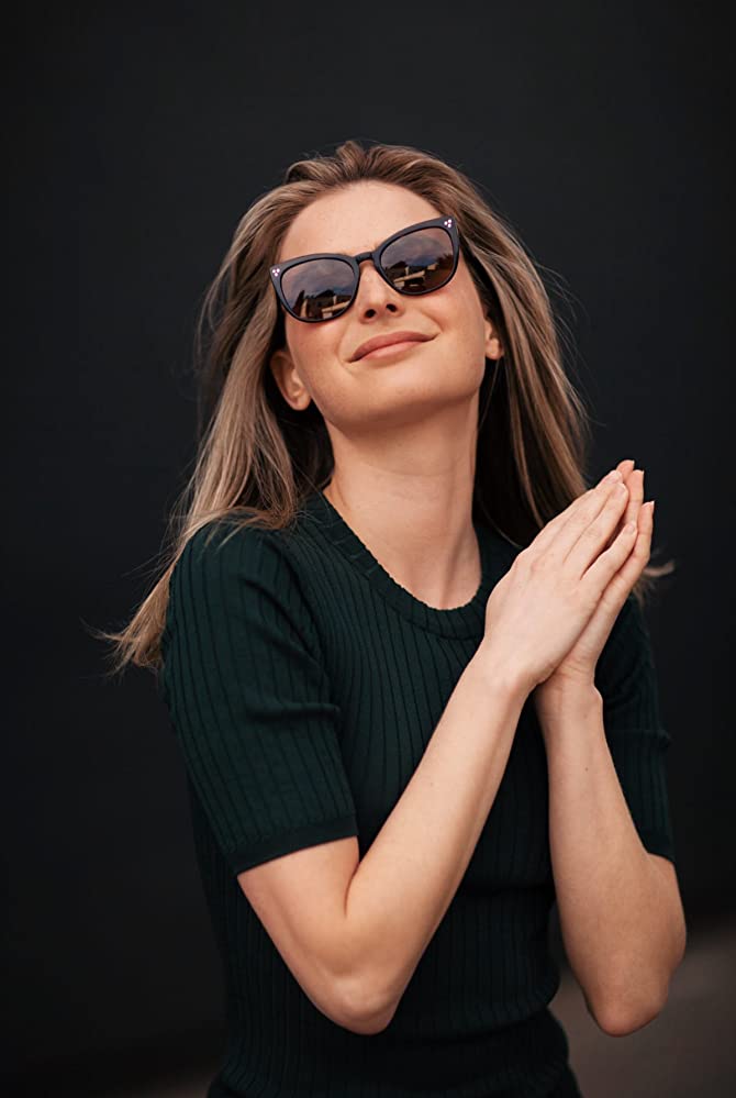 Picture of Madeline Blake