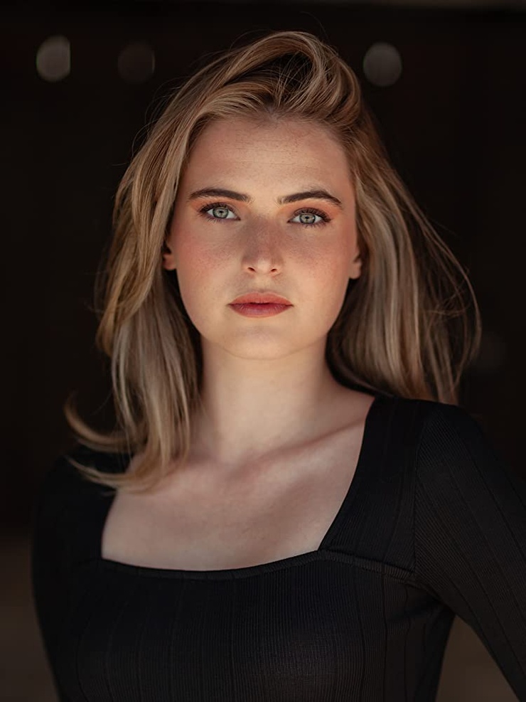 Picture of Madeline Blake