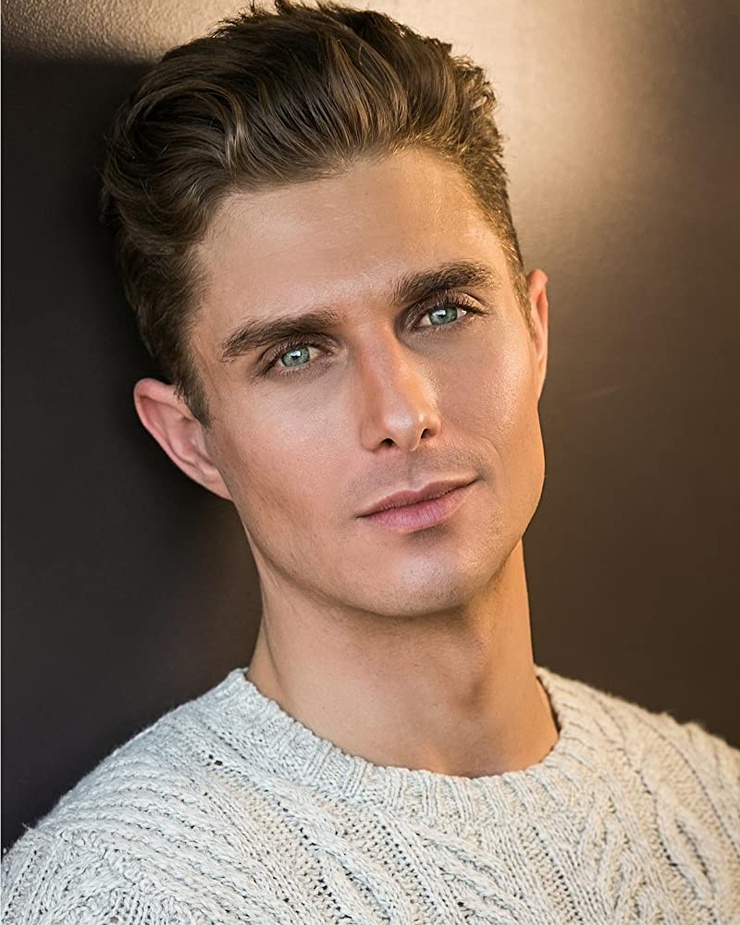Picture of Alex Cubis