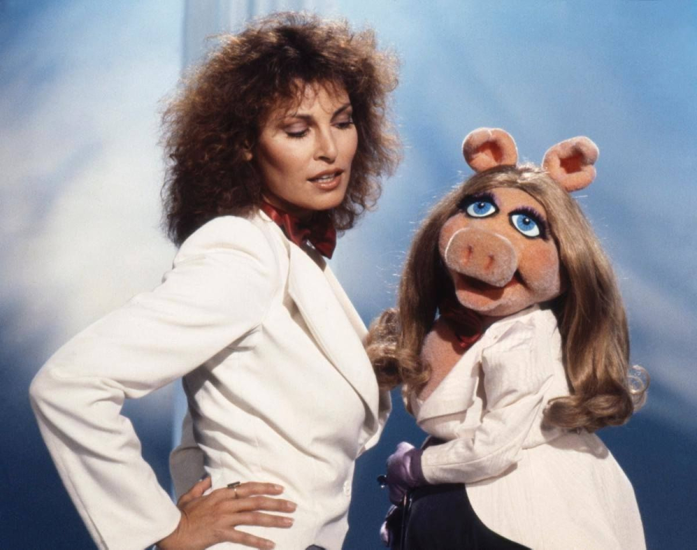 Raquel Welch & Miss Piggy