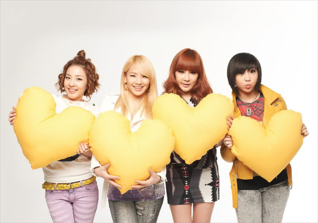 2NE1 image