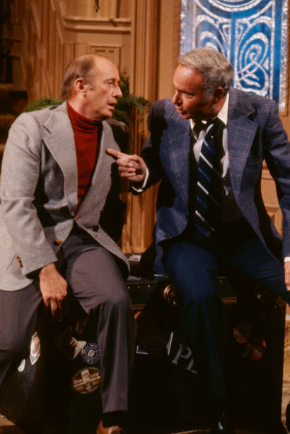 Milton Selzer, Harvey Korman