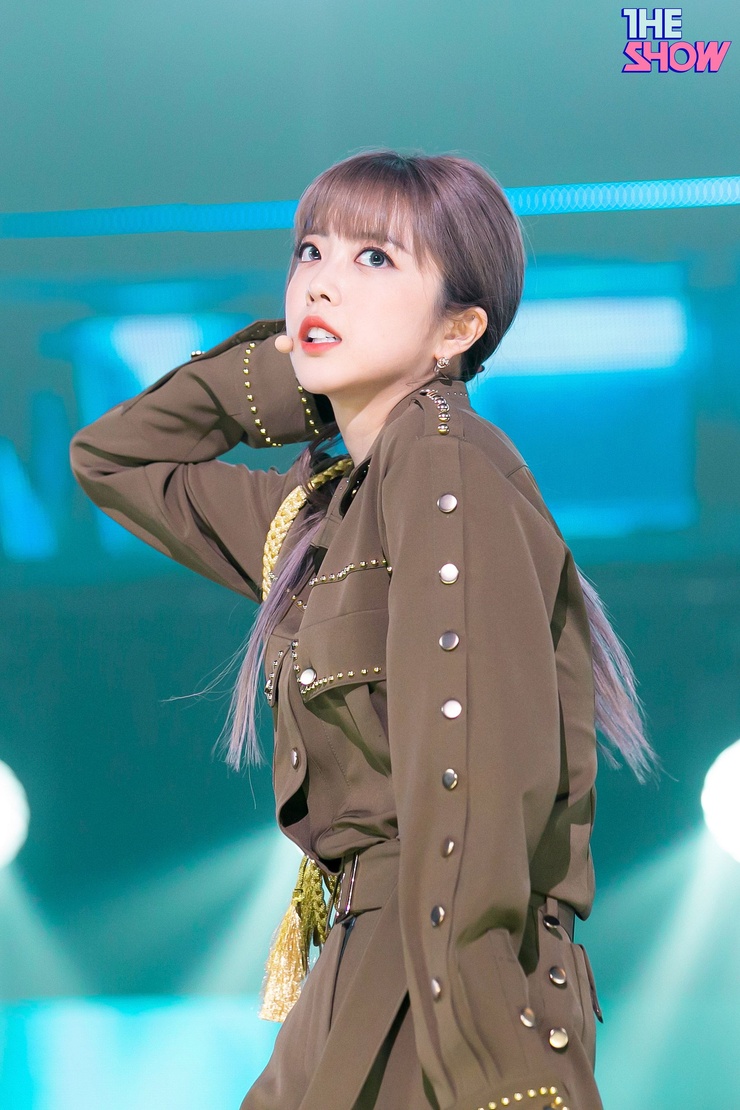 Suyeon (수연) image
