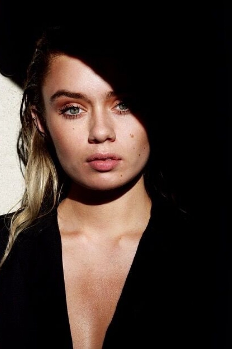 Picture of Claudia Thompson