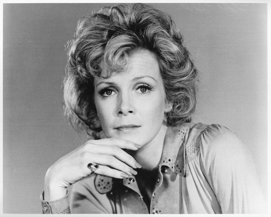 Laraine Stephens