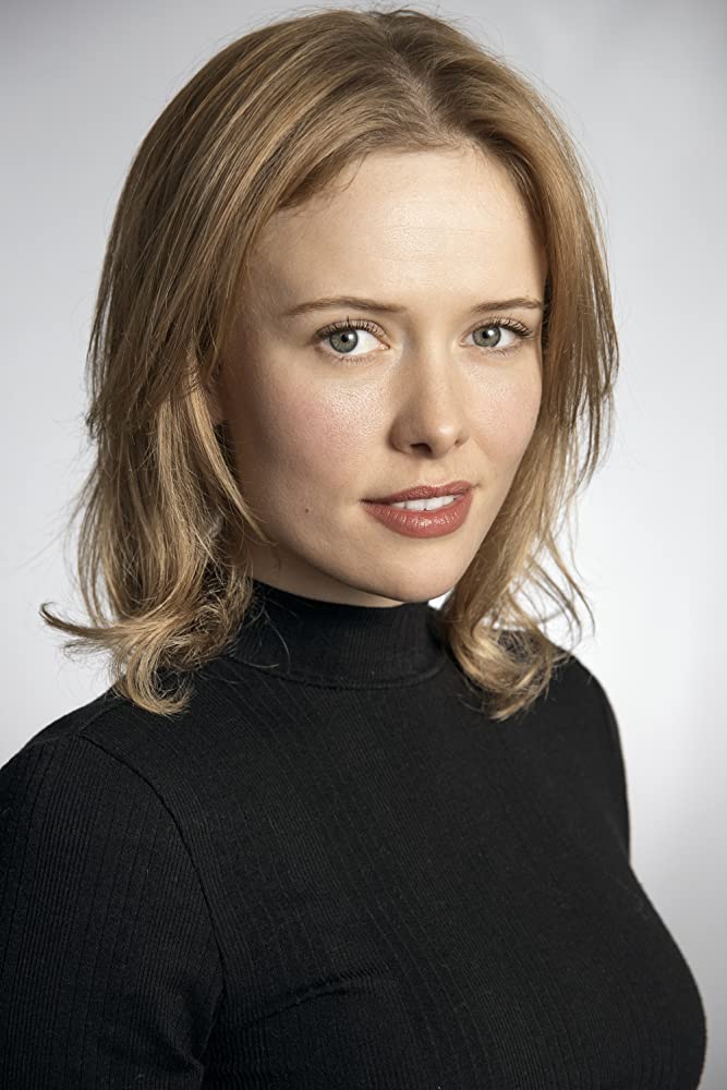 Picture of Amelia Eve