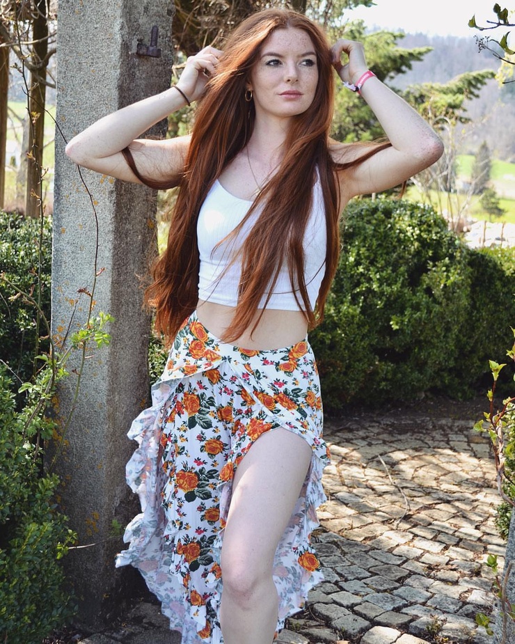 Picture of Laura Roxanna