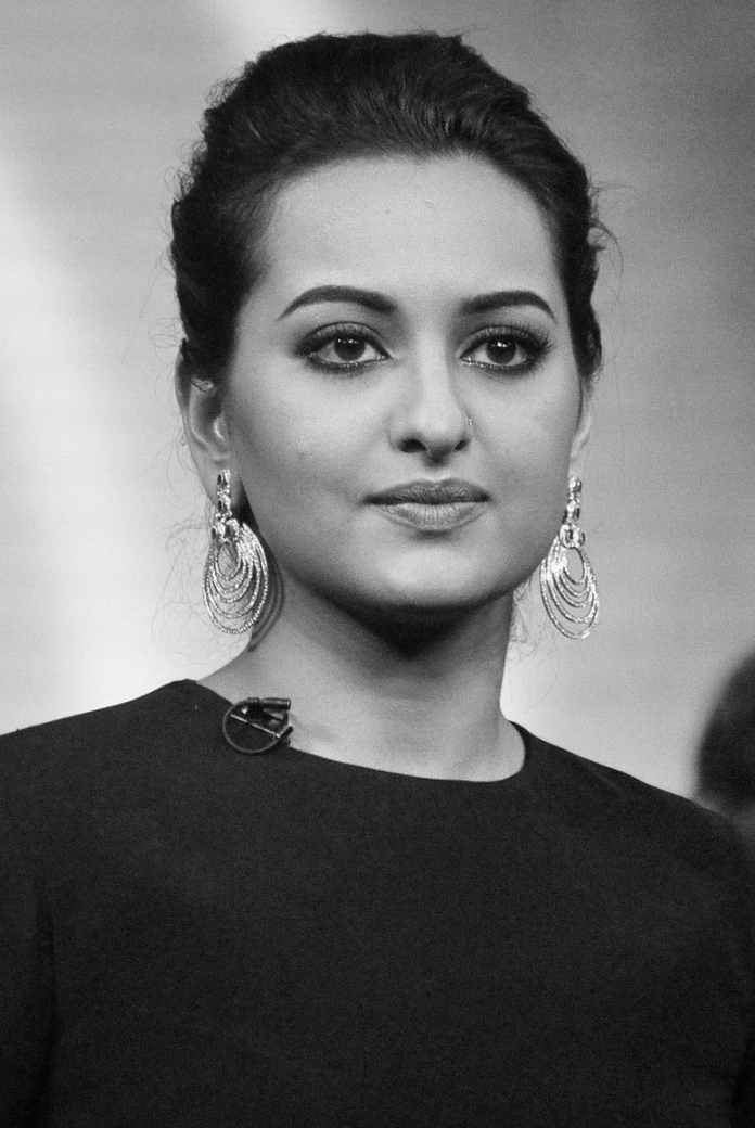 Sonakshi Sinha picture