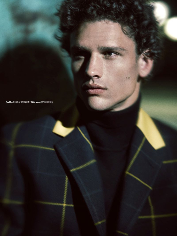 Picture of Simon Nessman