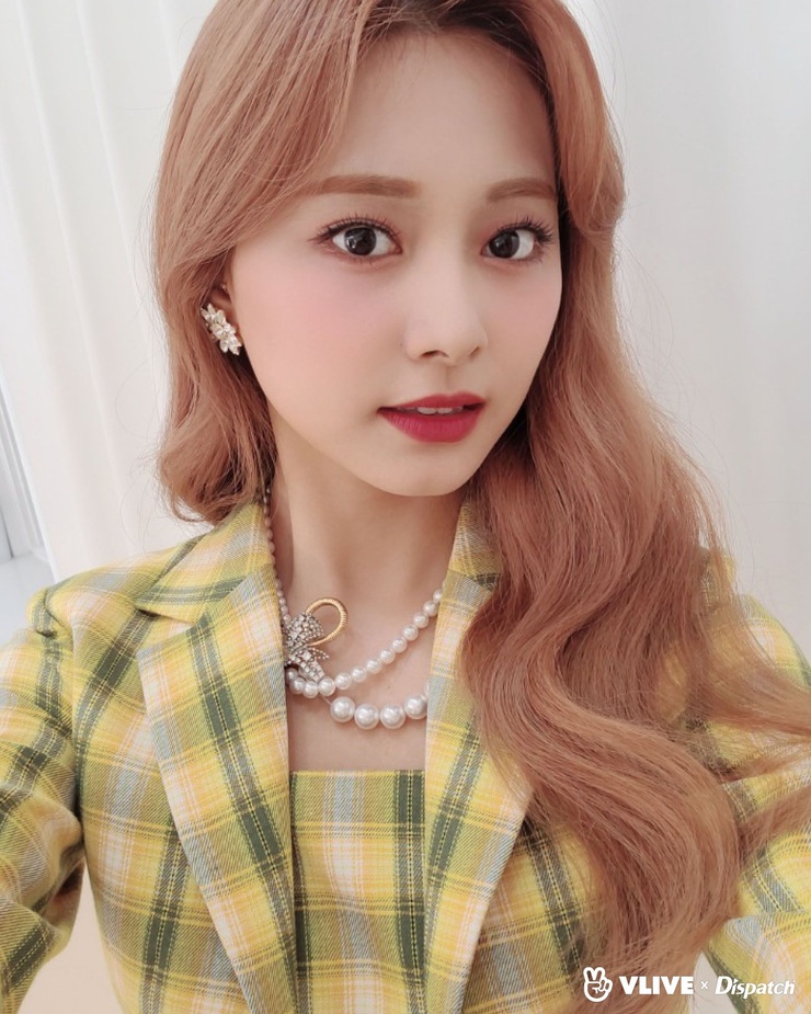 Chou Tzu-yu (Tzuyu) picture
