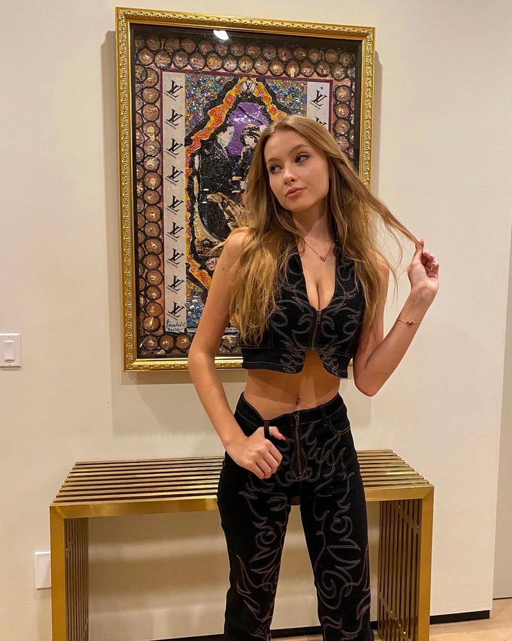 Picture of Natalie Hadek