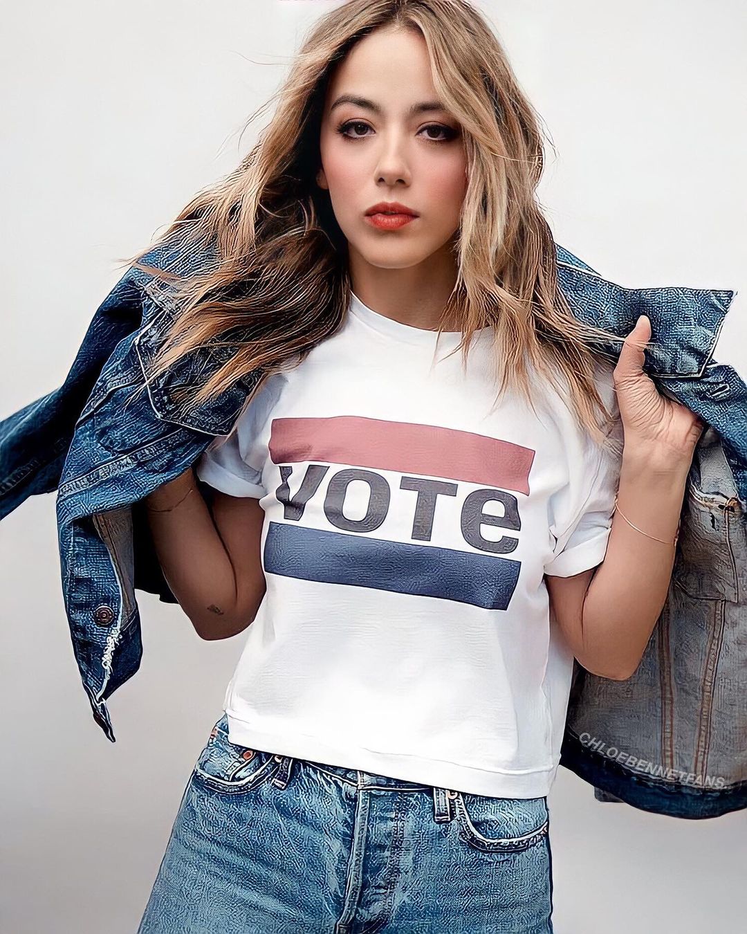Picture of Chloe Bennet