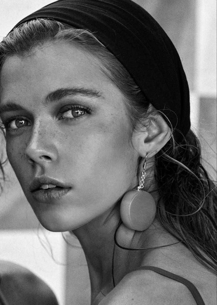 Picture of Victoria Lee