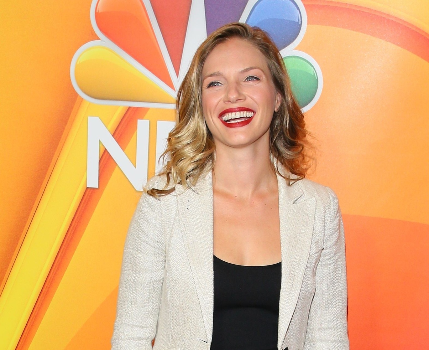 Tracy Spiridakos picture