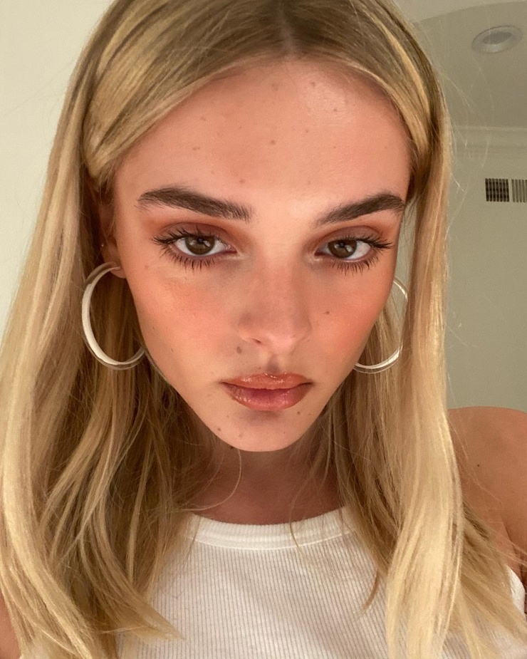 Picture of Charlotte Lawrence