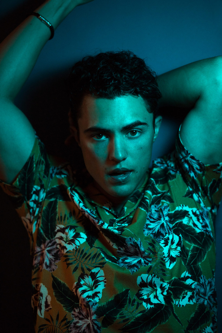 Picture of Darren Barnet