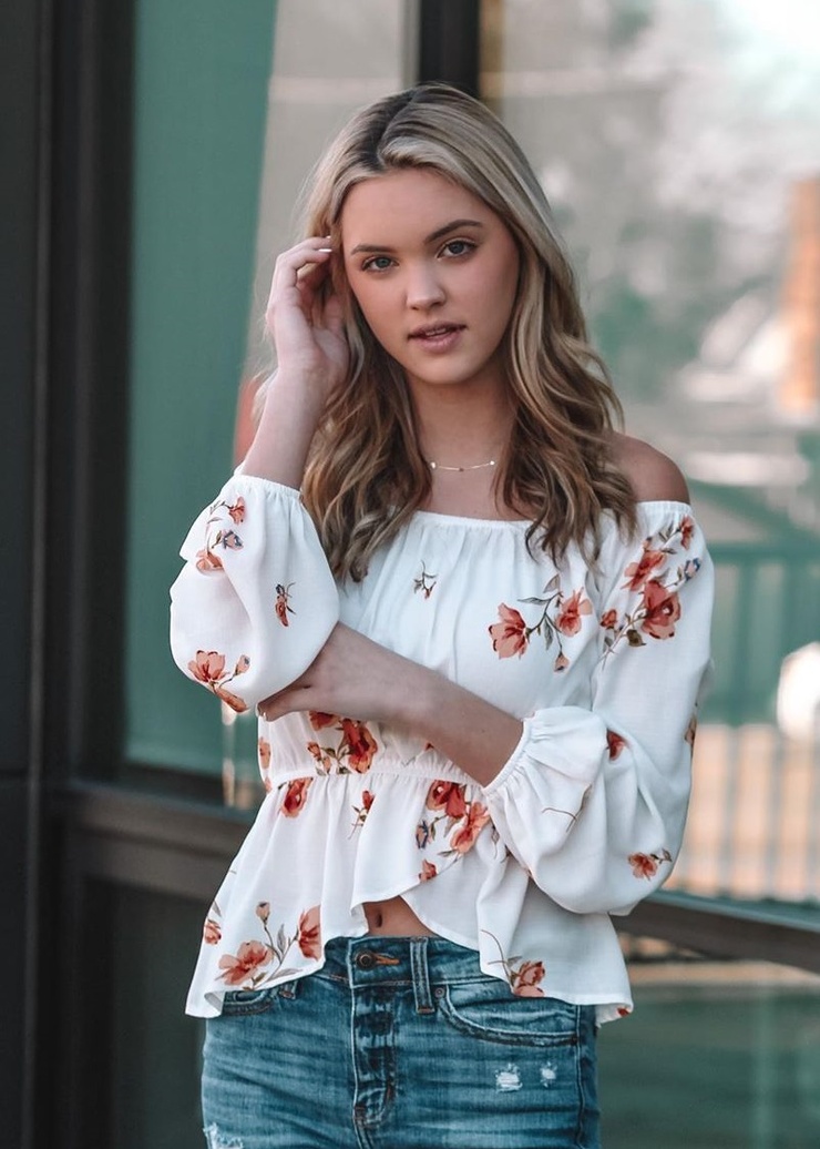 Picture of Paige Mackenzie