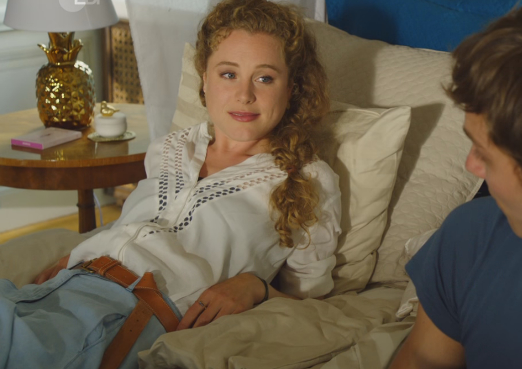 Klara Deutschmann as «Emilia Jönsson»