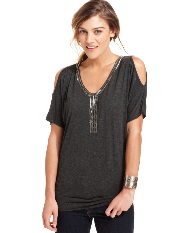 Alexandra Knight picture