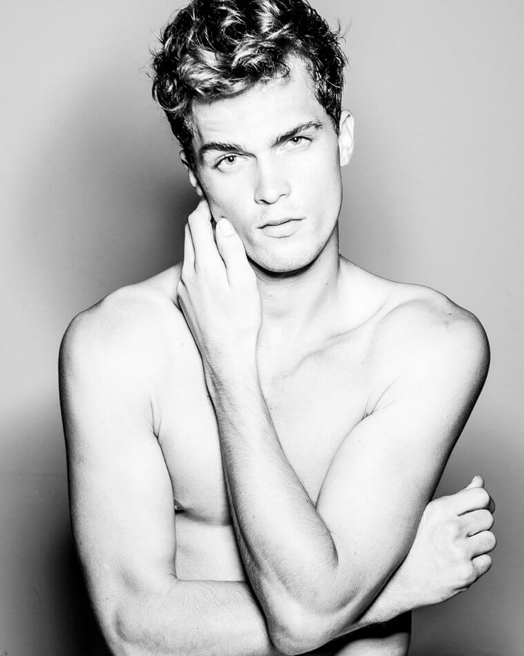 Picture of Dutty Wruck