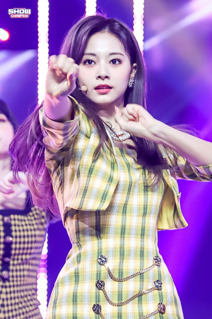 Picture of Chou Tzu-yu (Tzuyu)