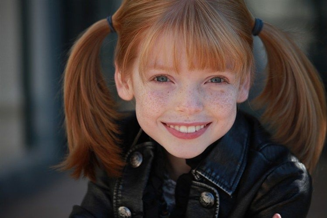 Picture of Mackenzie Brooke Smith