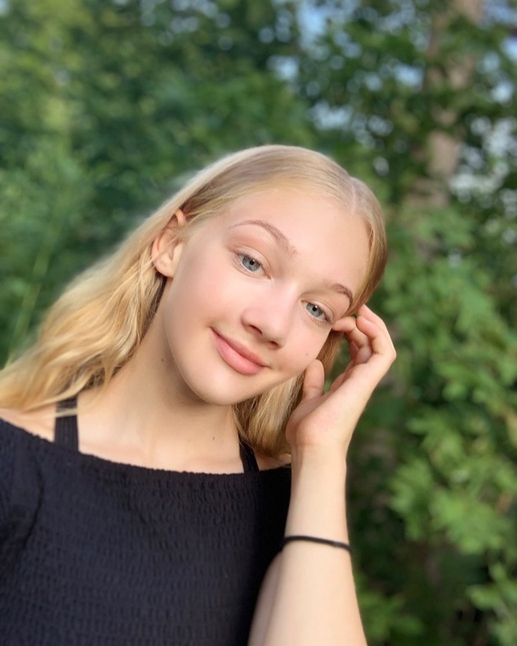 Picture of Sarah Abbott