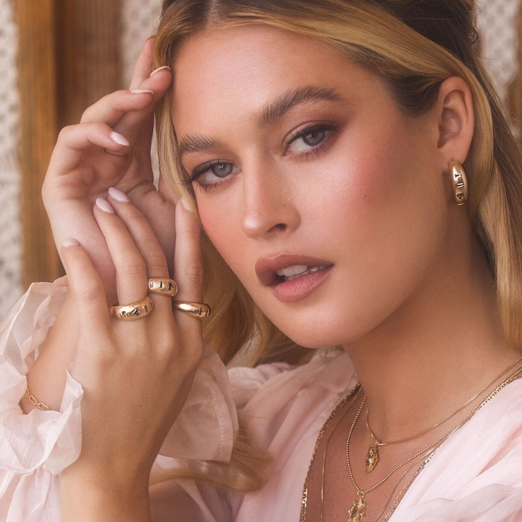 Hailey Carlson image